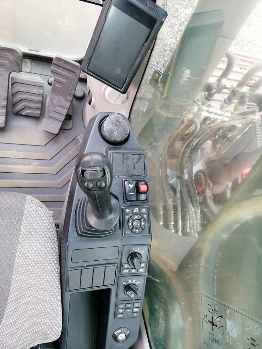 Volvo EC 160 E | Swecon Anläggningsmaskiner AB