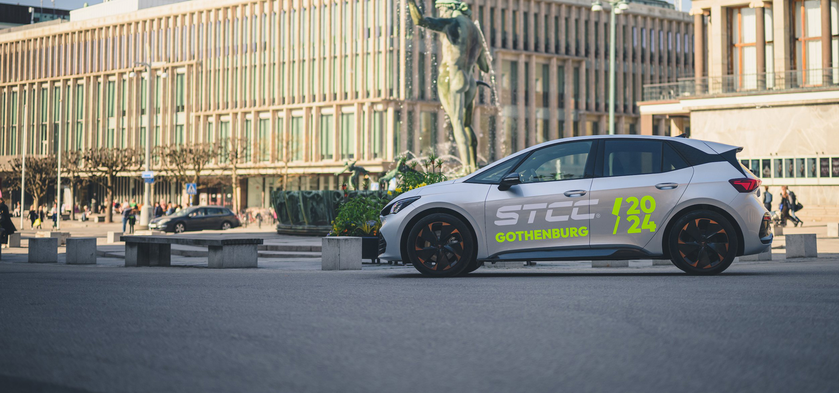 Biljetterna släppta till elektriska STCC-premiären i Göteborg | Swecon Anläggningsmaskiner AB